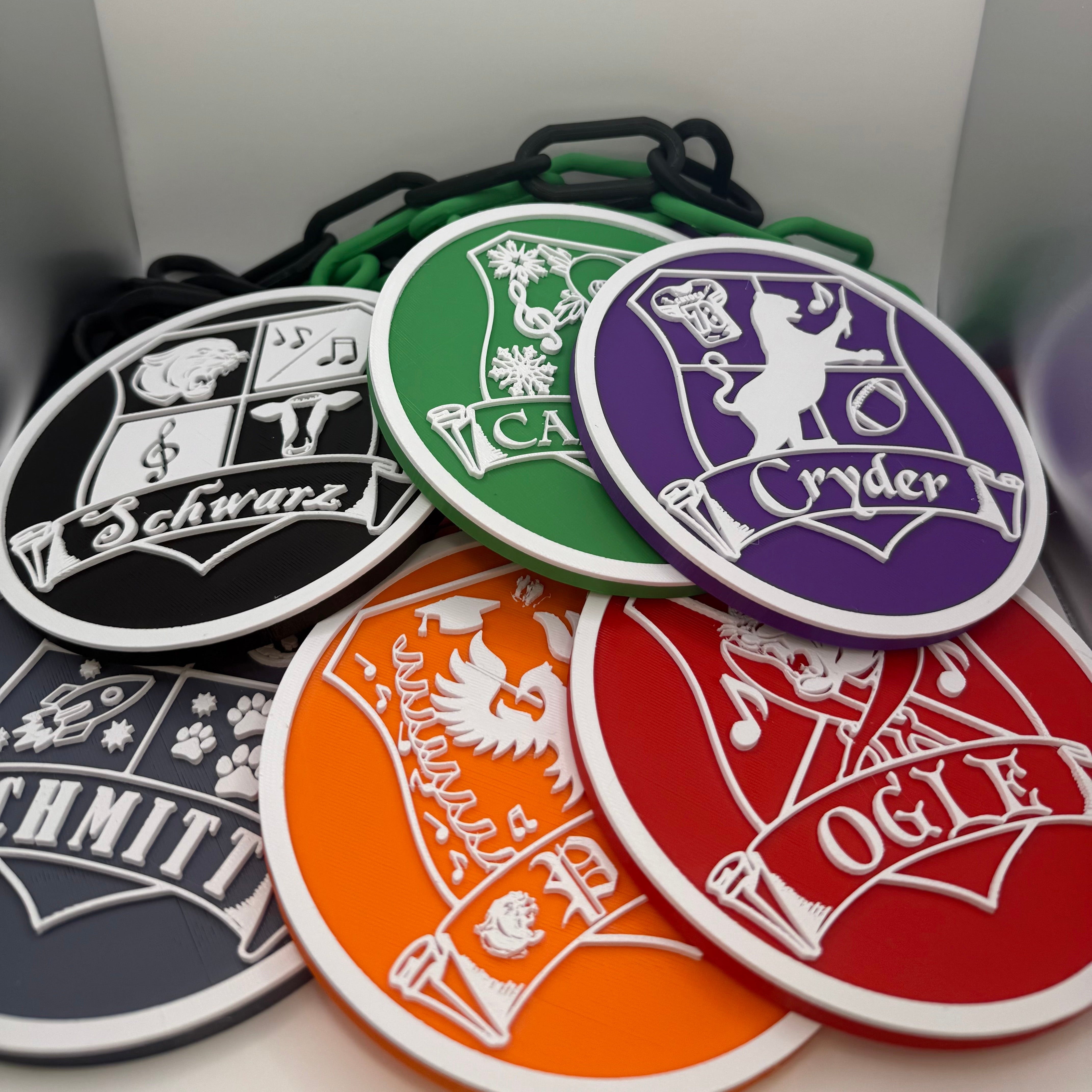 Hype Chain with Fulton House Medallion – Blake's Thingamajigs